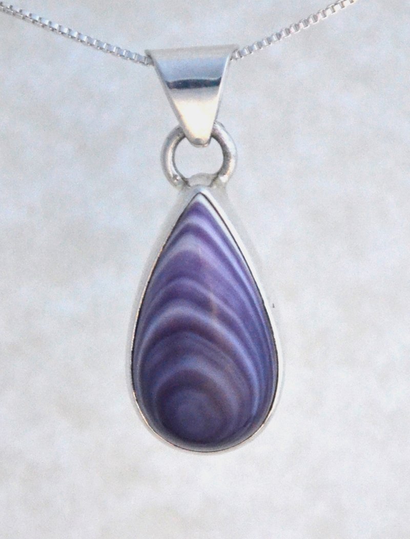 Teardrop Shaped Wampum Necklace