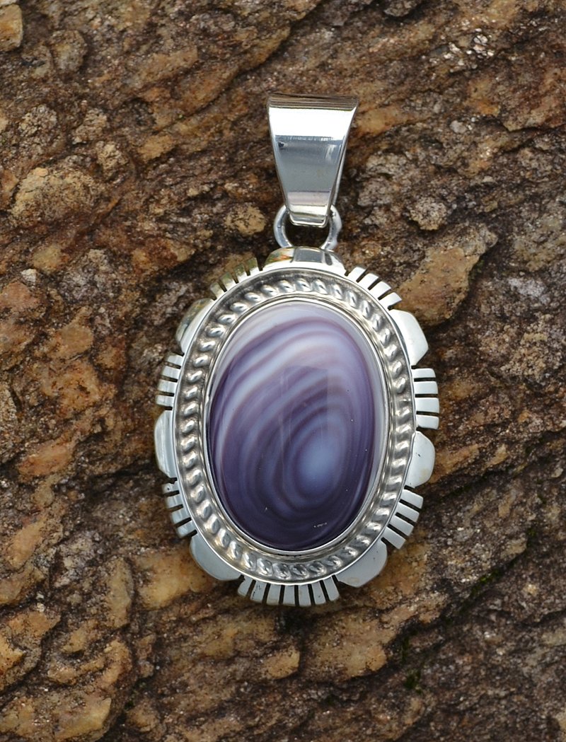 Round Oval Wampum Pendant with Double Sterling Silver Design
